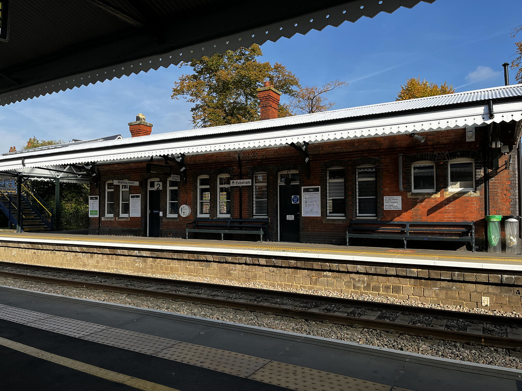 Calling at... British railway stations: Evesham (EVE)