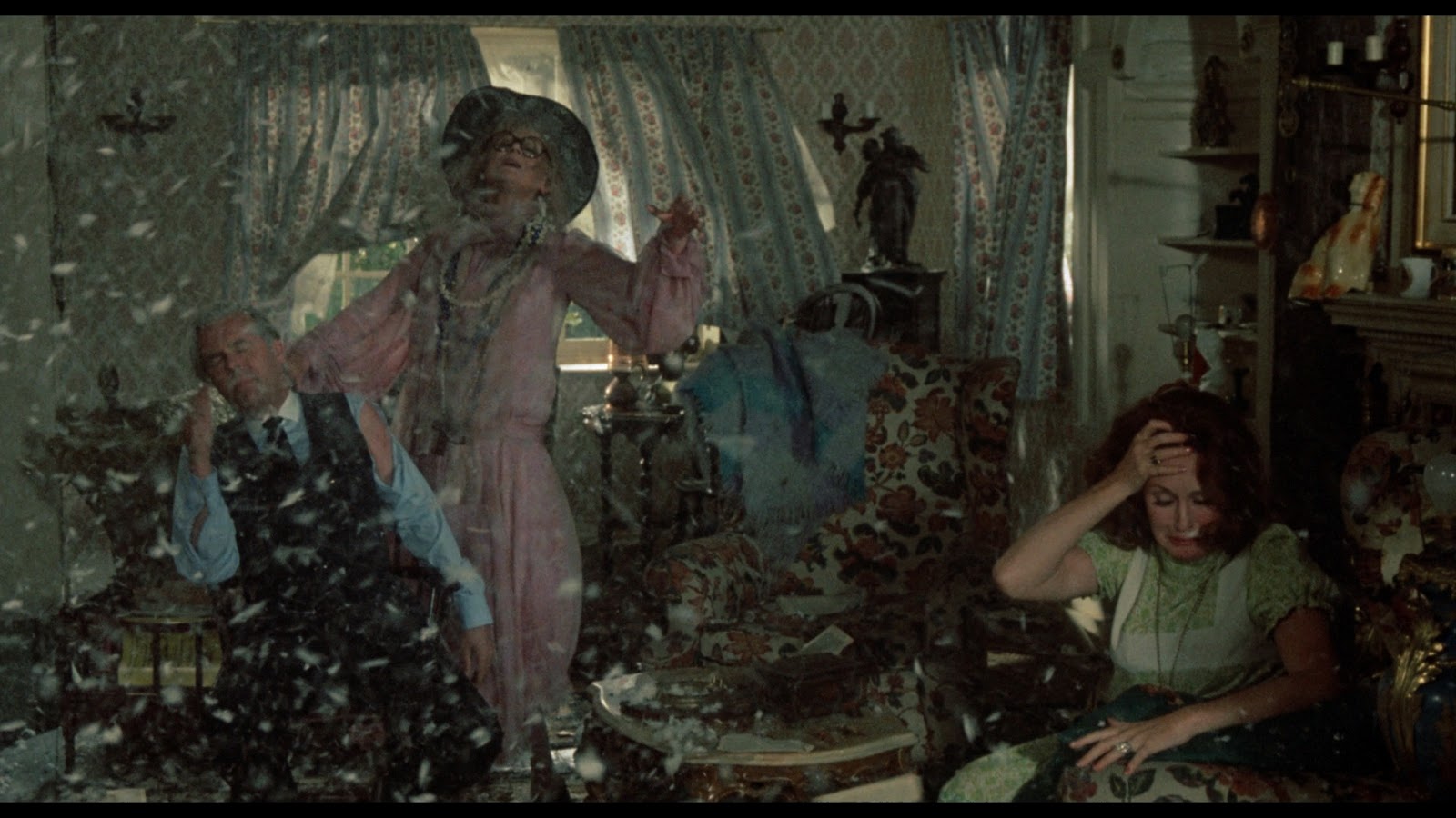 MCBASTARD'S MAUSOLEUM: FROM BEYOND THE GRAVE (1973) (Warner Archive Blu ...