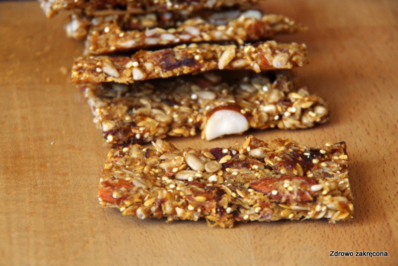 Zdrowo Zakręcona: Bakaliowe batony mocy! Bez pieczenia, bez mąki i ...