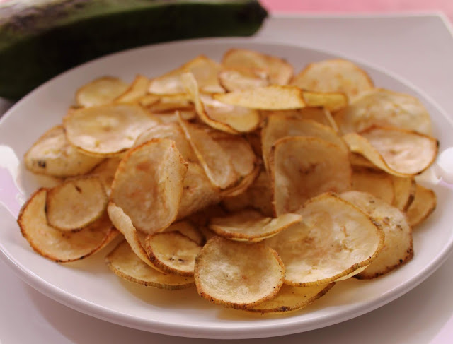 Plantain (Raw Banana) Chips - Vazhaikkai Chips