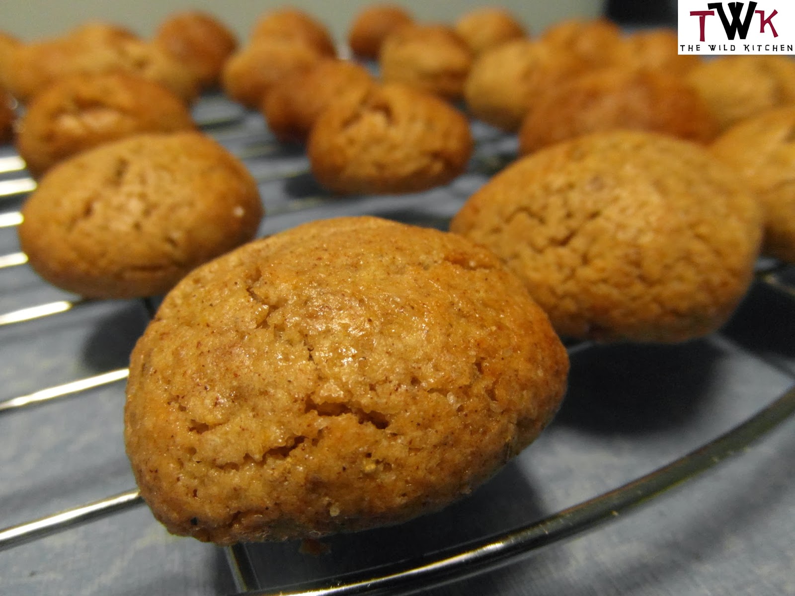 The Wild Kitchen: Broas de Mel