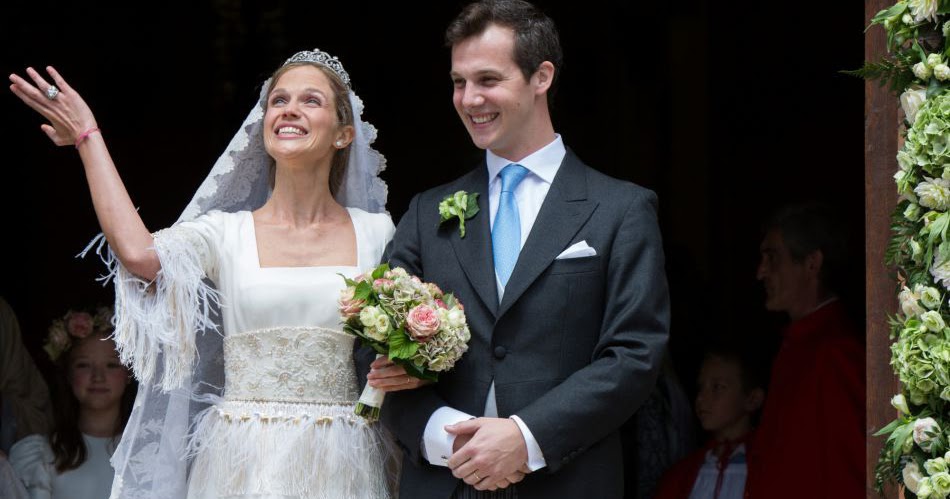 Royal Family Around the World: Princess Alix of Ligne Weds Count ...