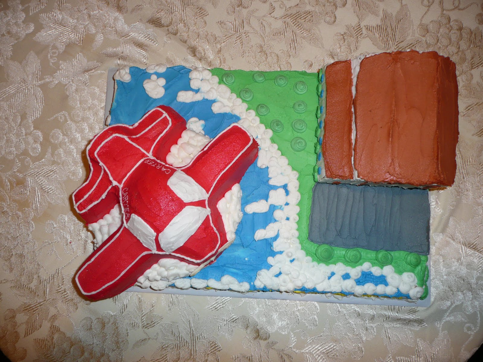 Desserts by Robin: Airplane & Hangar Cake