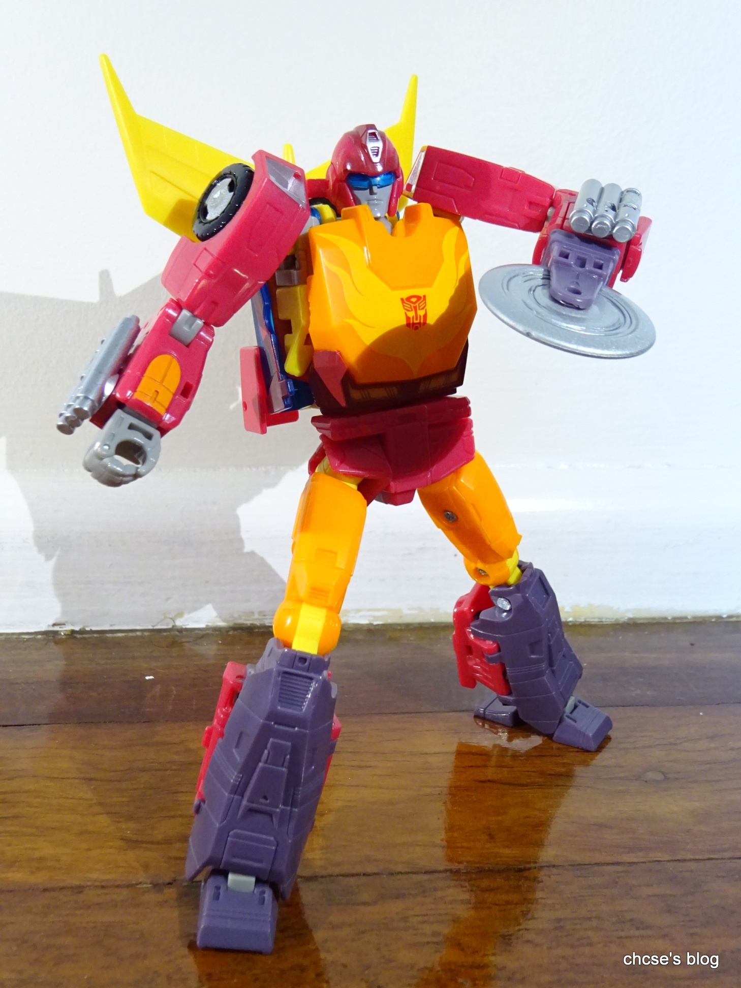 ChCse's blog: Toy Review: Transformers Generations Studio Series 86 Hot ...