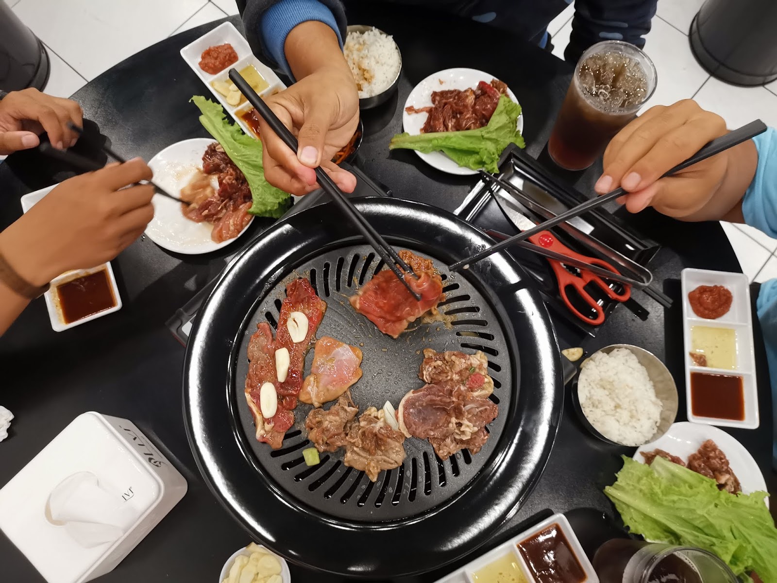 Pochajjang Sukabumi, All You Can Eat Kekinian, makan daging sampai ...