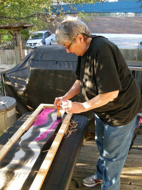 Textures Craftworks: The combined effort of area artisans: September 2013