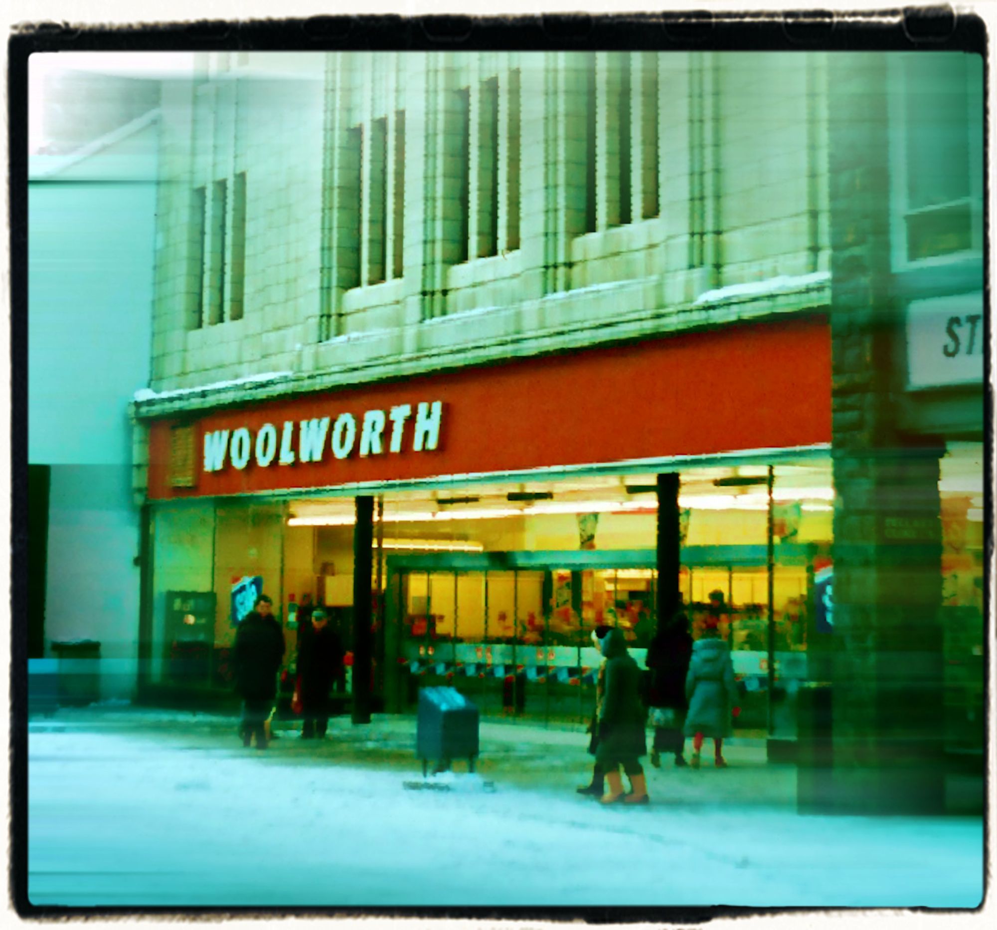 RETRO DUNDEE: WOOLWORTH IN MURRAYGATE