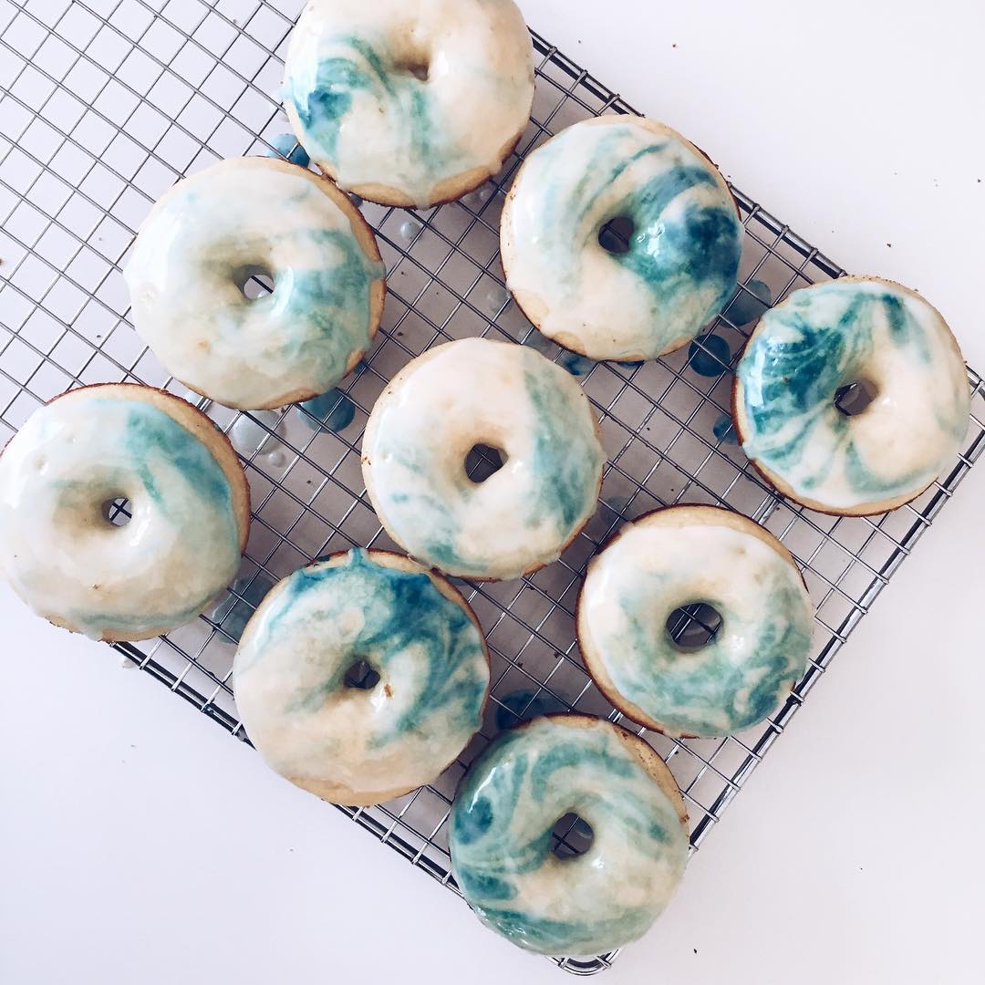i heart baking!: marble glazed donuts