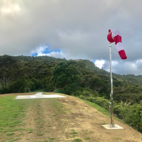 L-806 L-807 LED Lighted Wind Cone with Obstruction Light/Illuminated ...