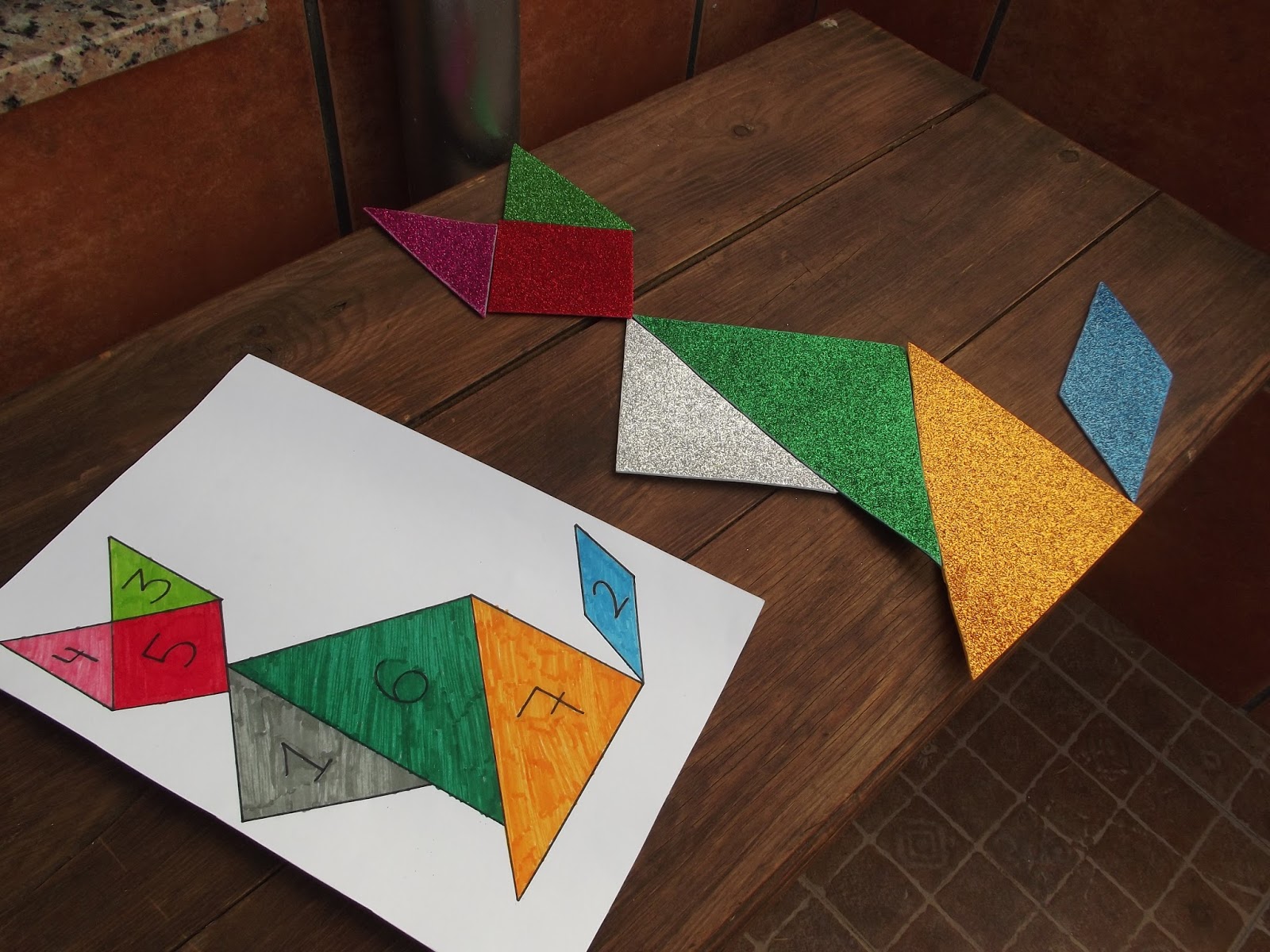 CREANDO SONRISAS.: NUESTRO PUZZLE. (TANGRAM)