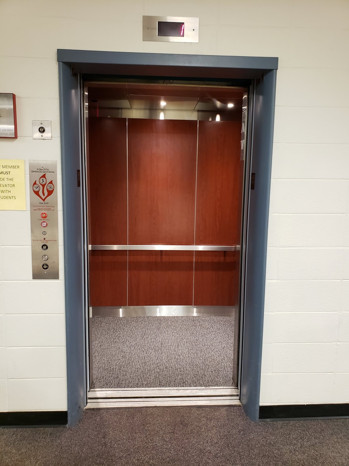 Chicago Elevator Maintenance - Colley Elevator: Hydraulic elevator ...