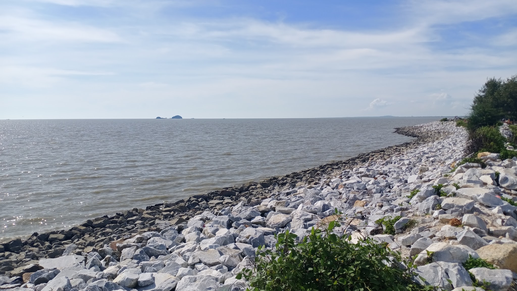 Reflections of my life: Pantai Remis Kuala Selangor...