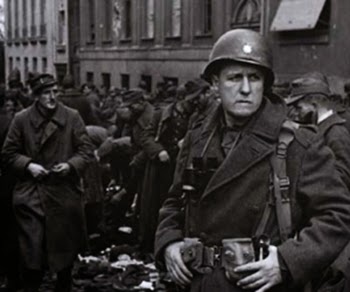 Critics At Large : How War has Affected the Artist