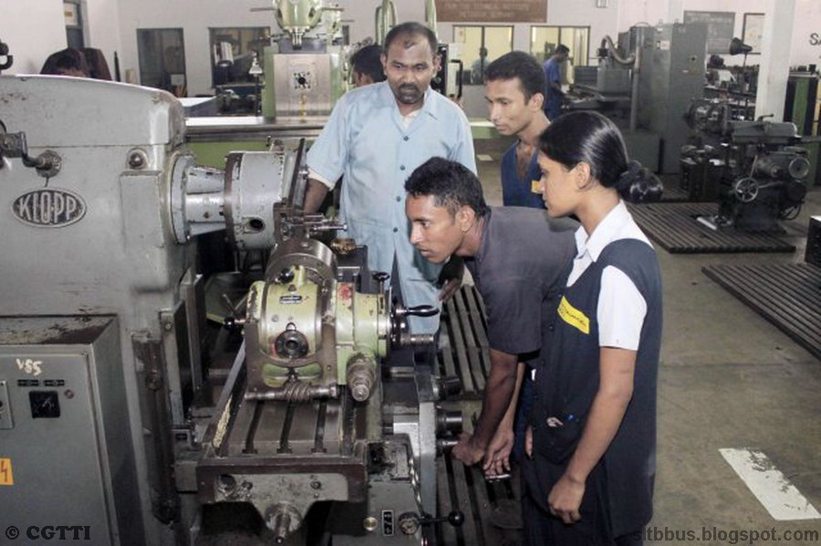 SLTB buses - ශ්‍රී ලංගම බස්: ලංකා ජර්මානු කාර්මික අභ්‍යාස ආයතනය ...