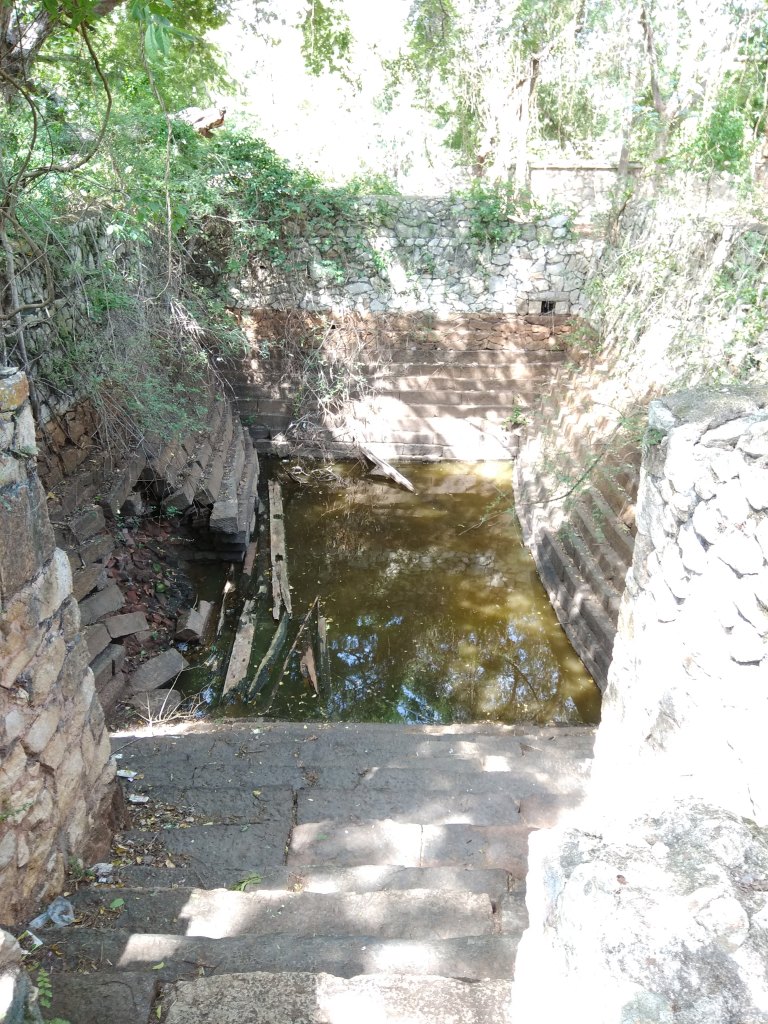 Tamilnadu Tourism: Eraniel Palace Ruins, Eraniel, Kanyakumari