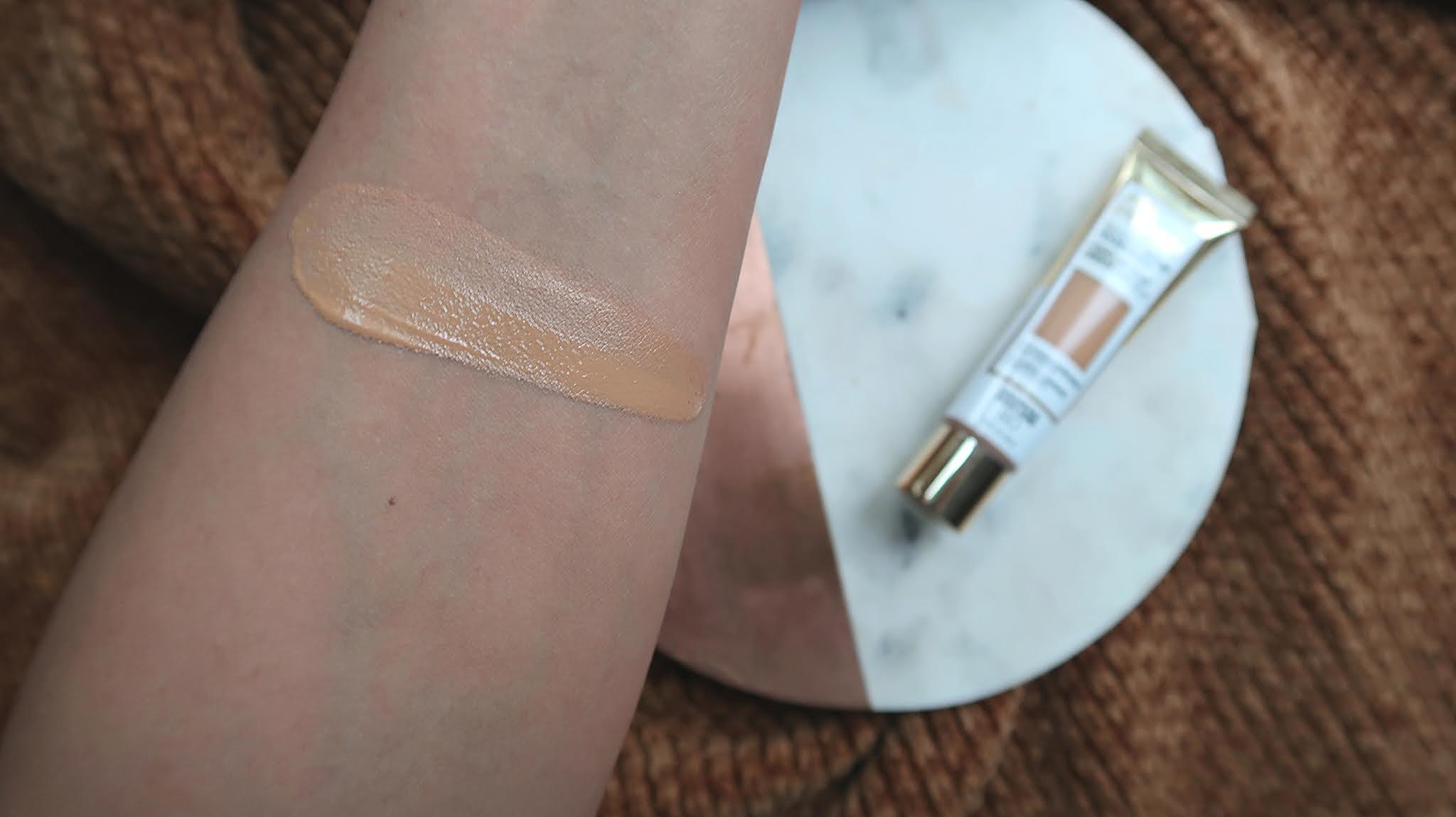 Samantha Jane: L'Oreal Age Perfect Radiant Serum Foundation Swatches ...