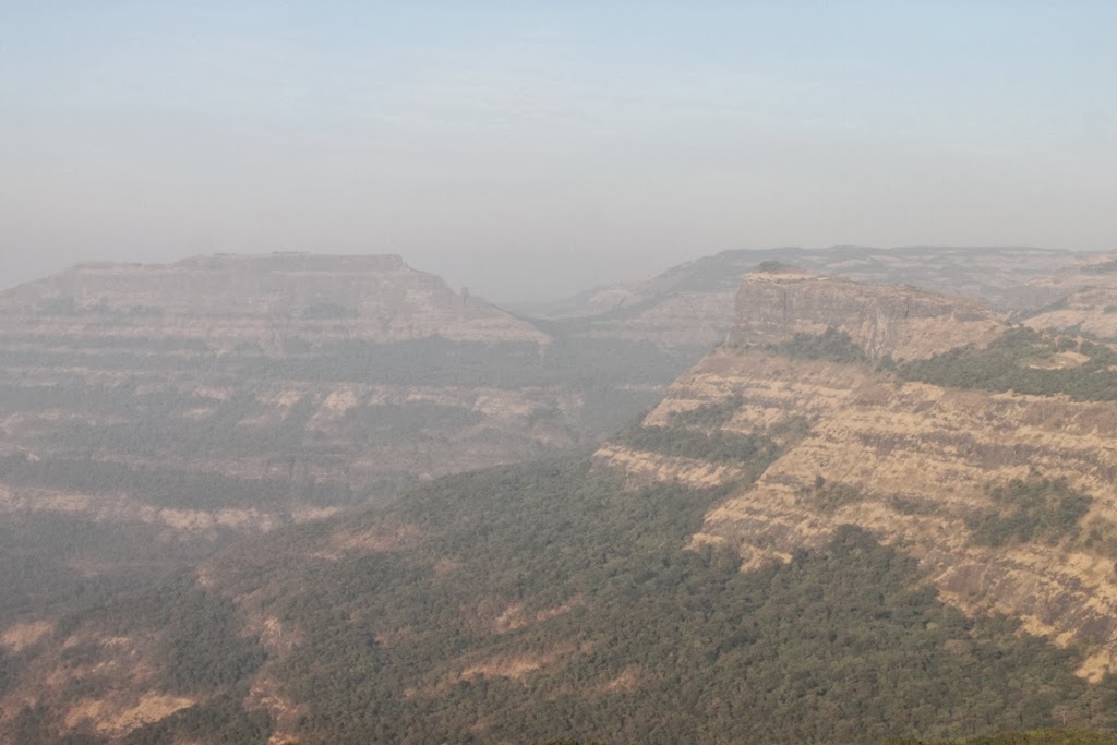 My travelogues: Rajmachi - a delightful trek and the twin forts of ...