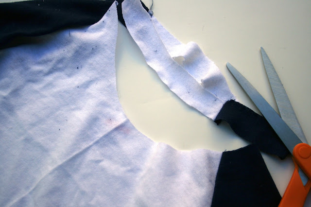 The classic baseball tee, but more flattering: a simple tutorial ...