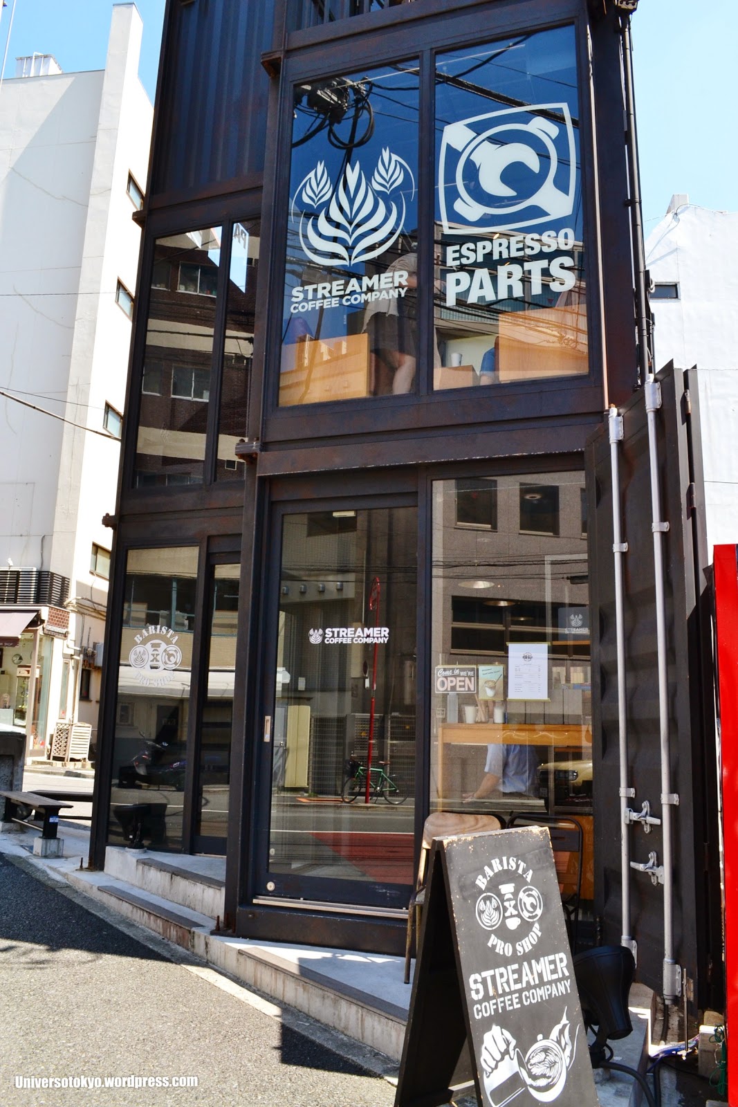 Design Stack: A Blog about Art, Design and Architecture: 10m² Coffee ...