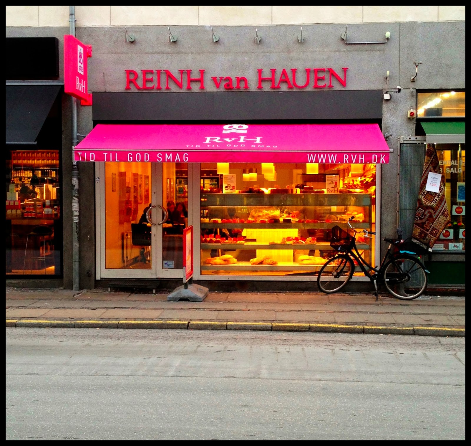 The Sweet Tasting: April// Snitte fra REINH van HAUEN - smagstest