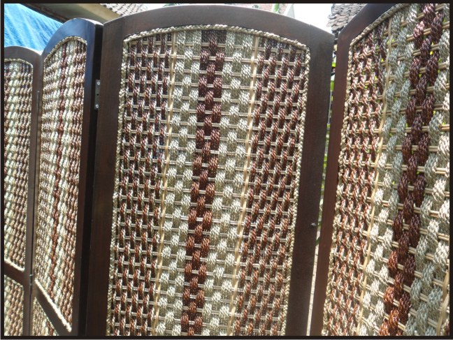 Jual Tirai Rotan Lipat ,Aneka Souvenir, Furniture Rotan Sintetis Di ...