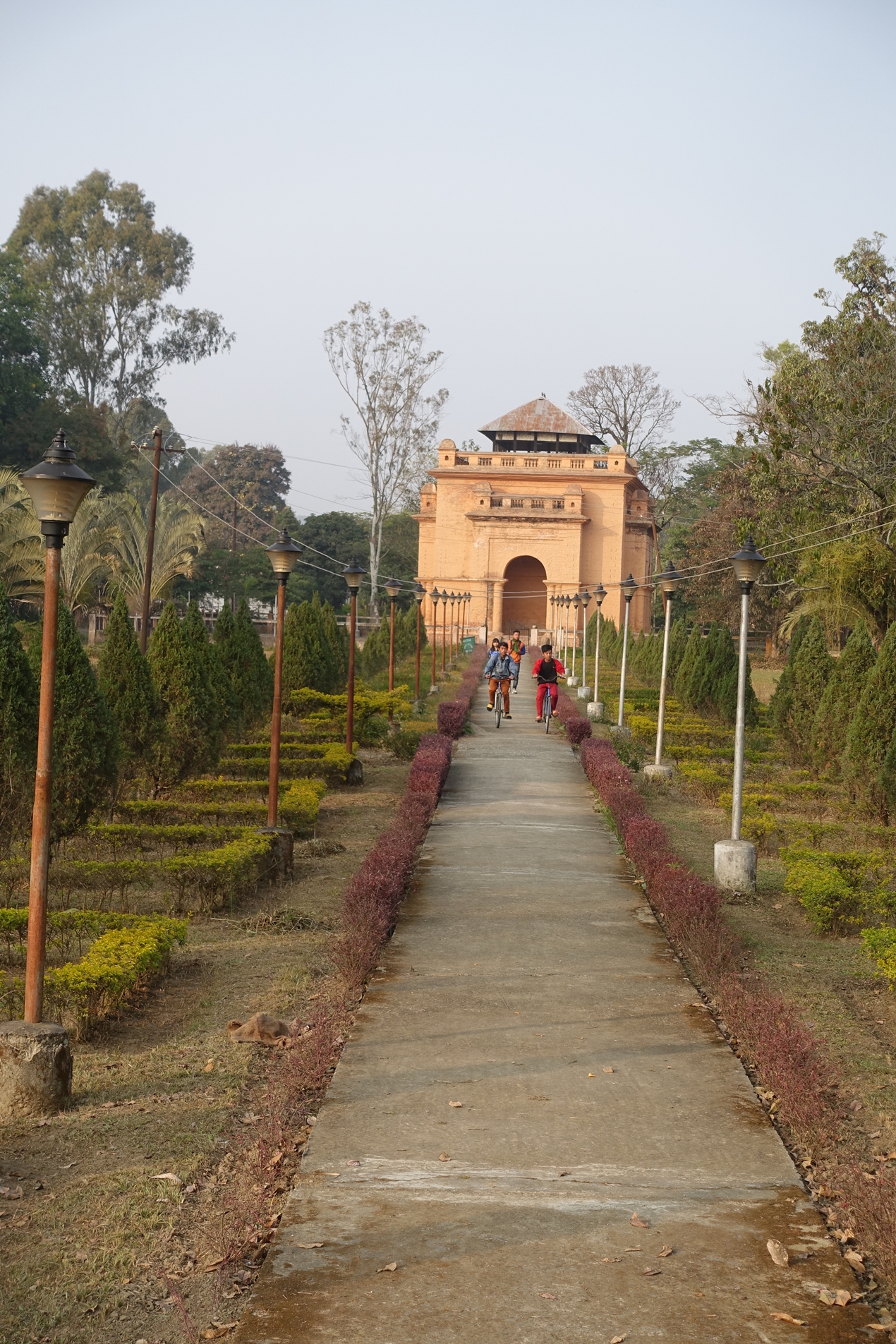 Like the blue wind: 252일차 - Kangla fort 그리고 현지인 화되다 [Imphal]