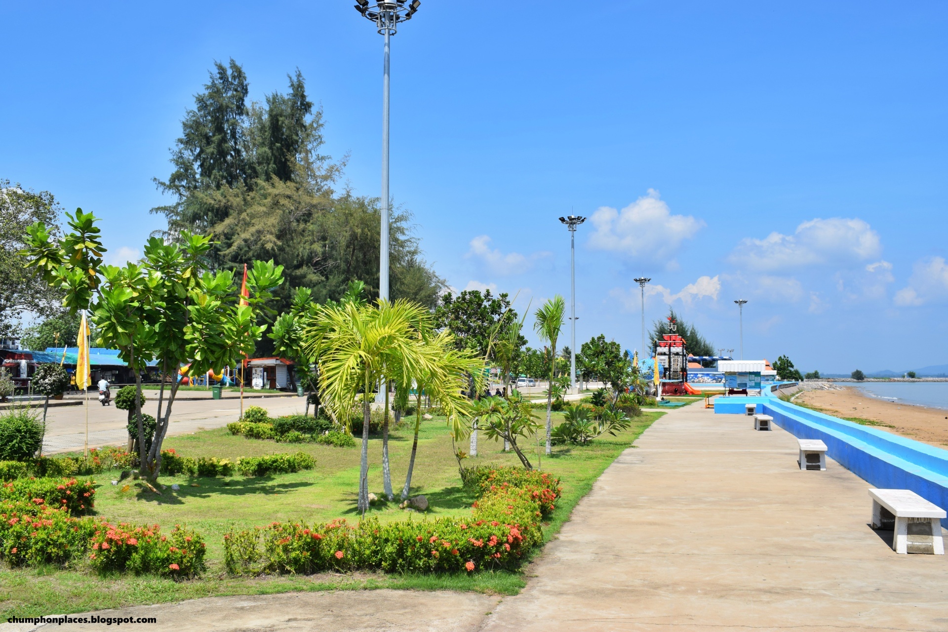 Pak Nam Chumphon Beach