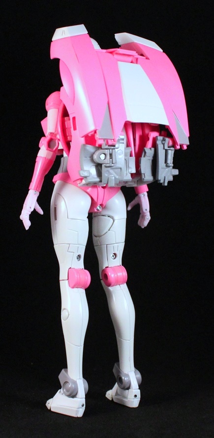 She's Fantastic: Transformers Masterpiece - ARCEE!