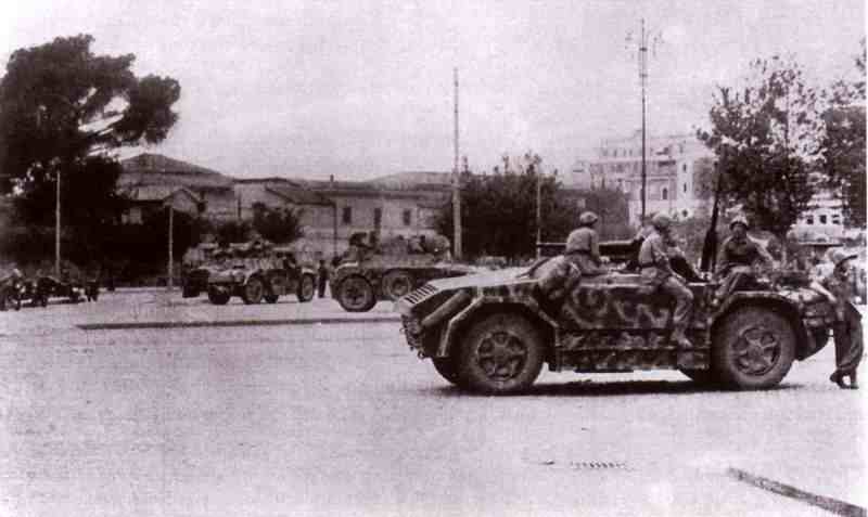 SI VIS PACEM, PARA BELLUM: La Fiat-SPA AS42 "Sahariana" o SPA-Viberti AS42