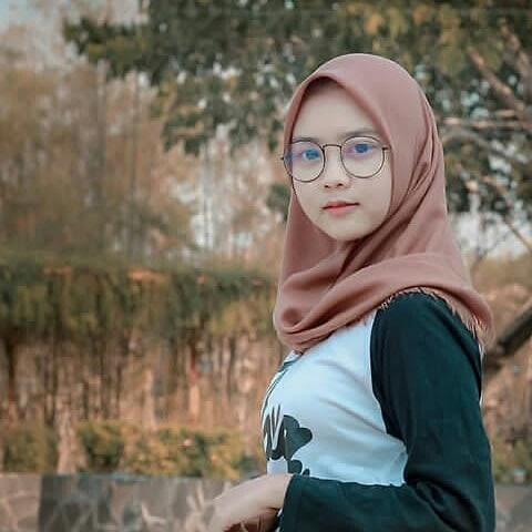 Ukhti Gemes: Kumpulan Foto Cewek SMA Jilbob Cantik Siap Dihisap