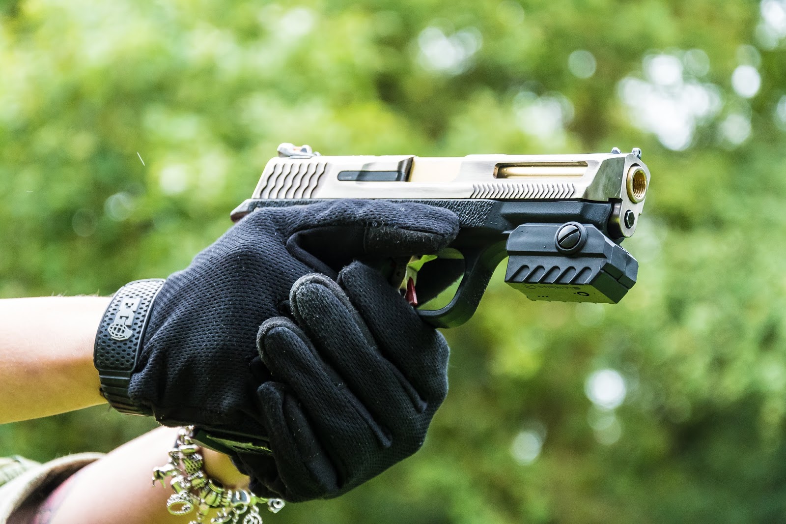 MANTIS X FIREARMS TRAINING SYSTEM REVIEW! - Femme Fatale Airsoft