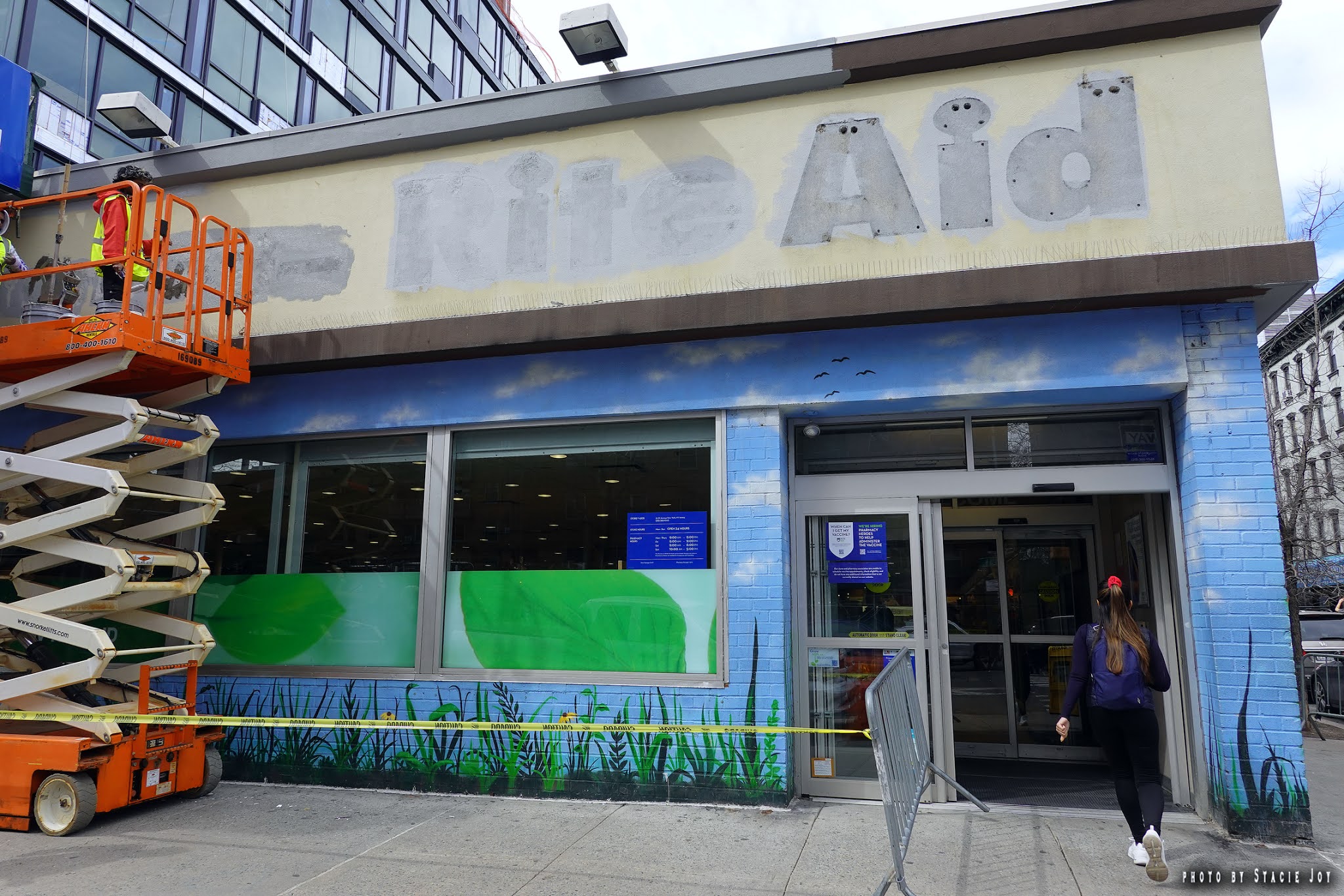 EV Grieve: Your Rite Aid on 1st Avenue signage update