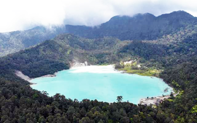 The Beauty Landscape of Indonesia: Talaga Bodas Crater