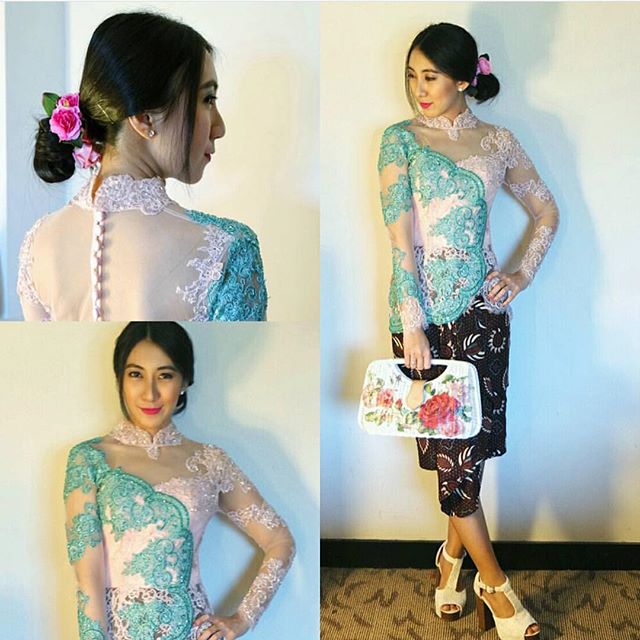 Kebaya Biru Mix Batik - Inspirasi Kebaya Indonesia