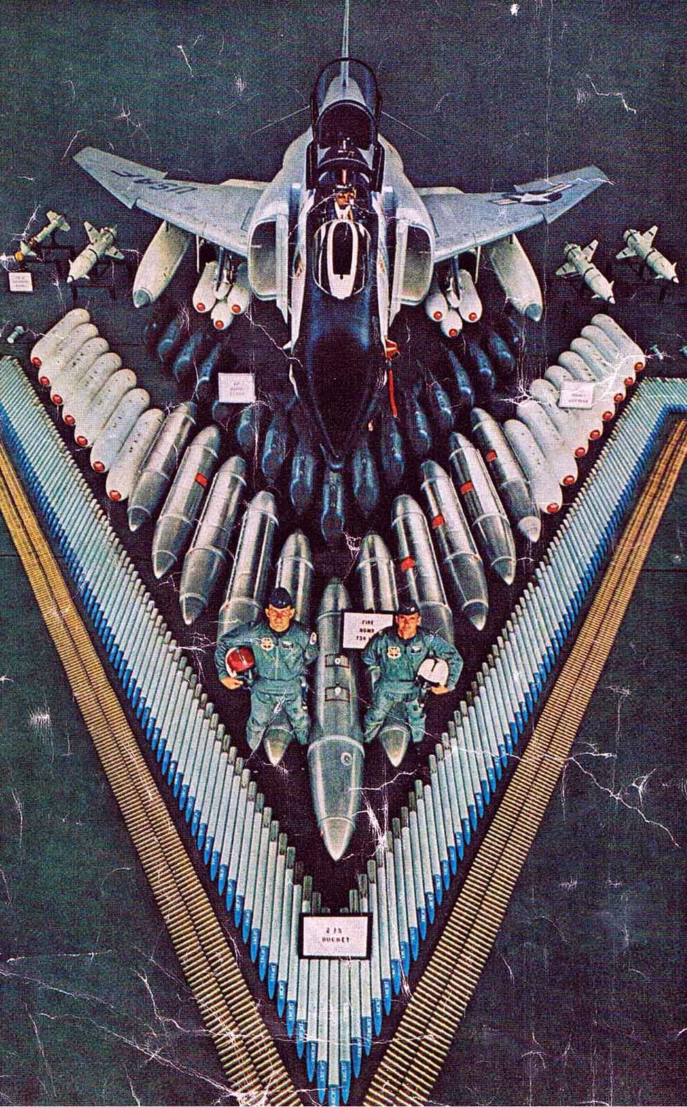 Aviones Caza y de Ataque: McDonnell Douglas F-4 Phantom II