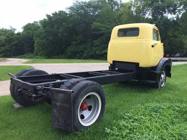 1952 GMC COE Truck - Classic Truck