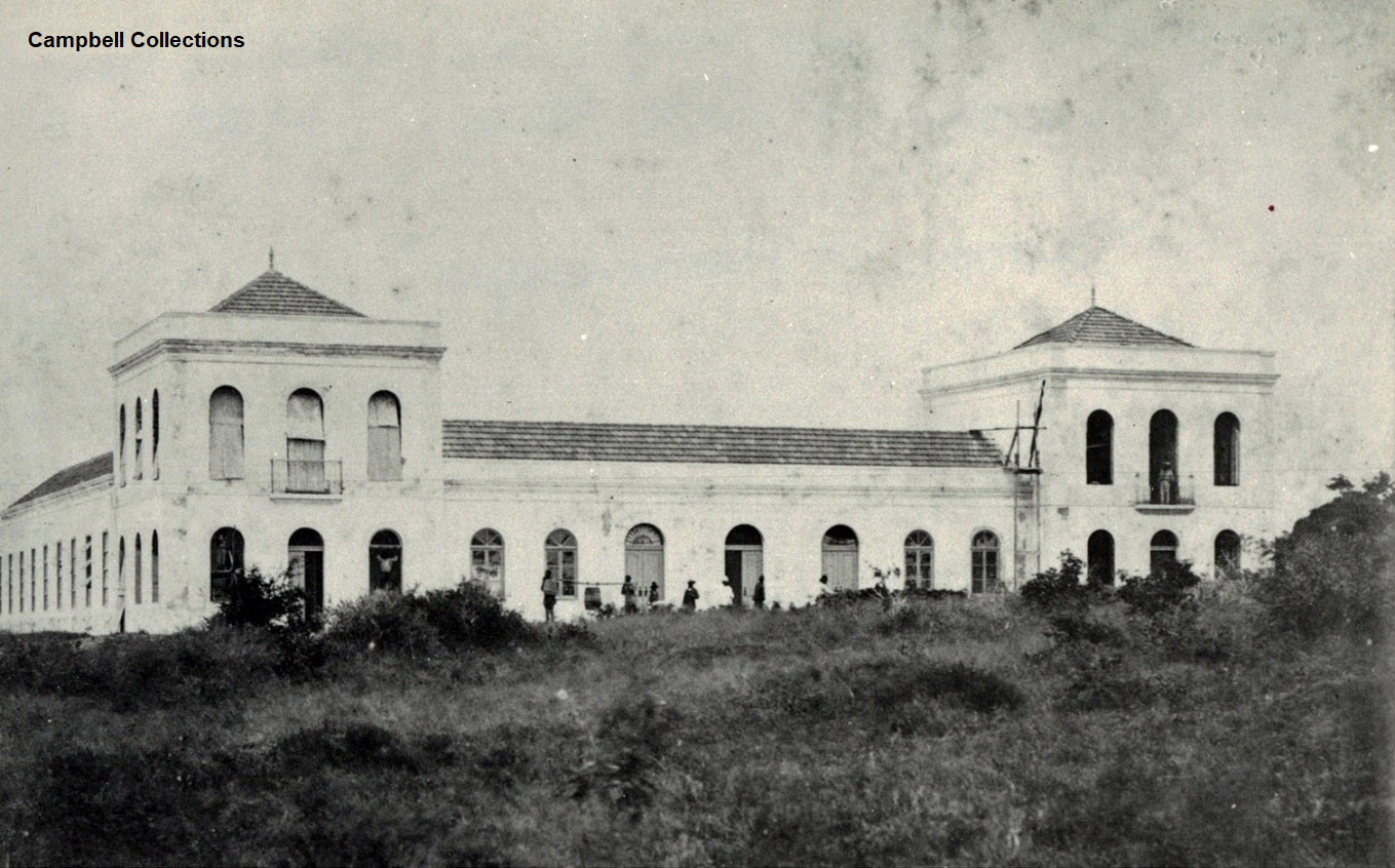 Hospital de c. de 1880 no Largo da Igreja de LM - imagens antigas (3/3)