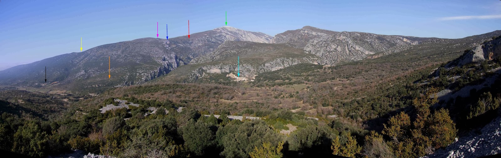 El Valle de Rodellar: CAMPOS EN LAS NUBES. Cámbol