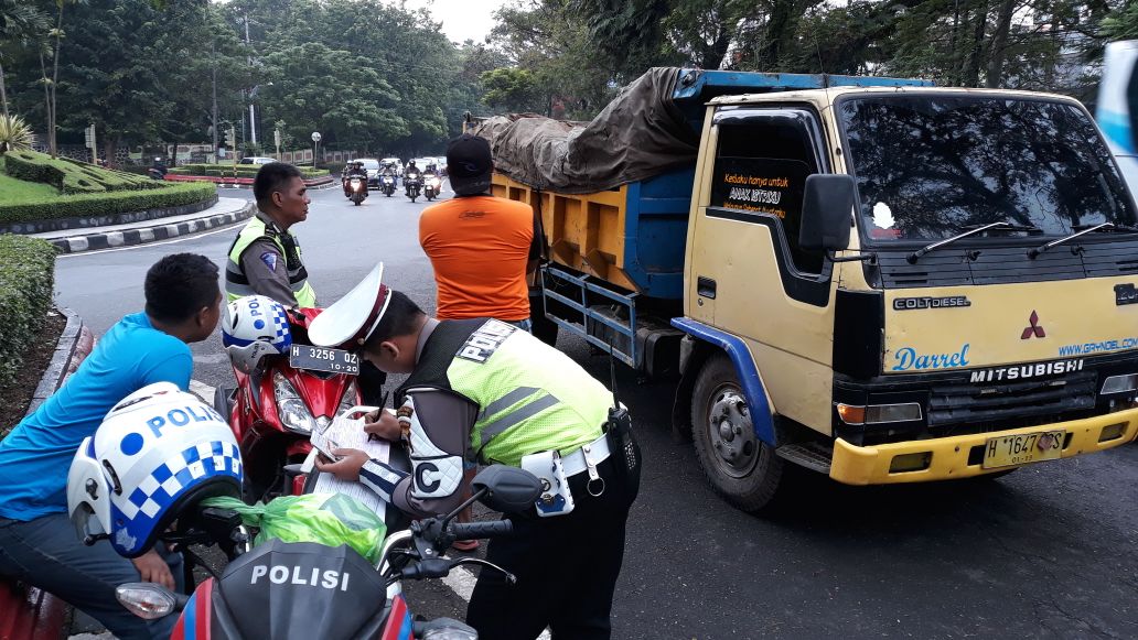SAT LANTAS POLRESTABES SEMARANG: GALERI