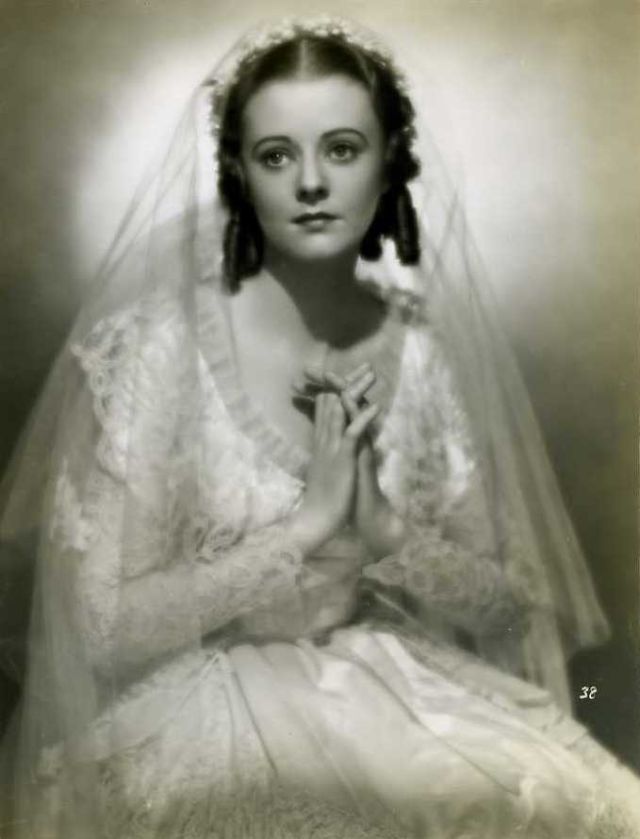 Gorgeous Photos of British Actress Heather Angel in the 1930s and ’40s ...