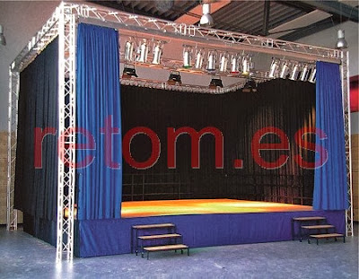 Escenarios desmontables y tarimas modulares