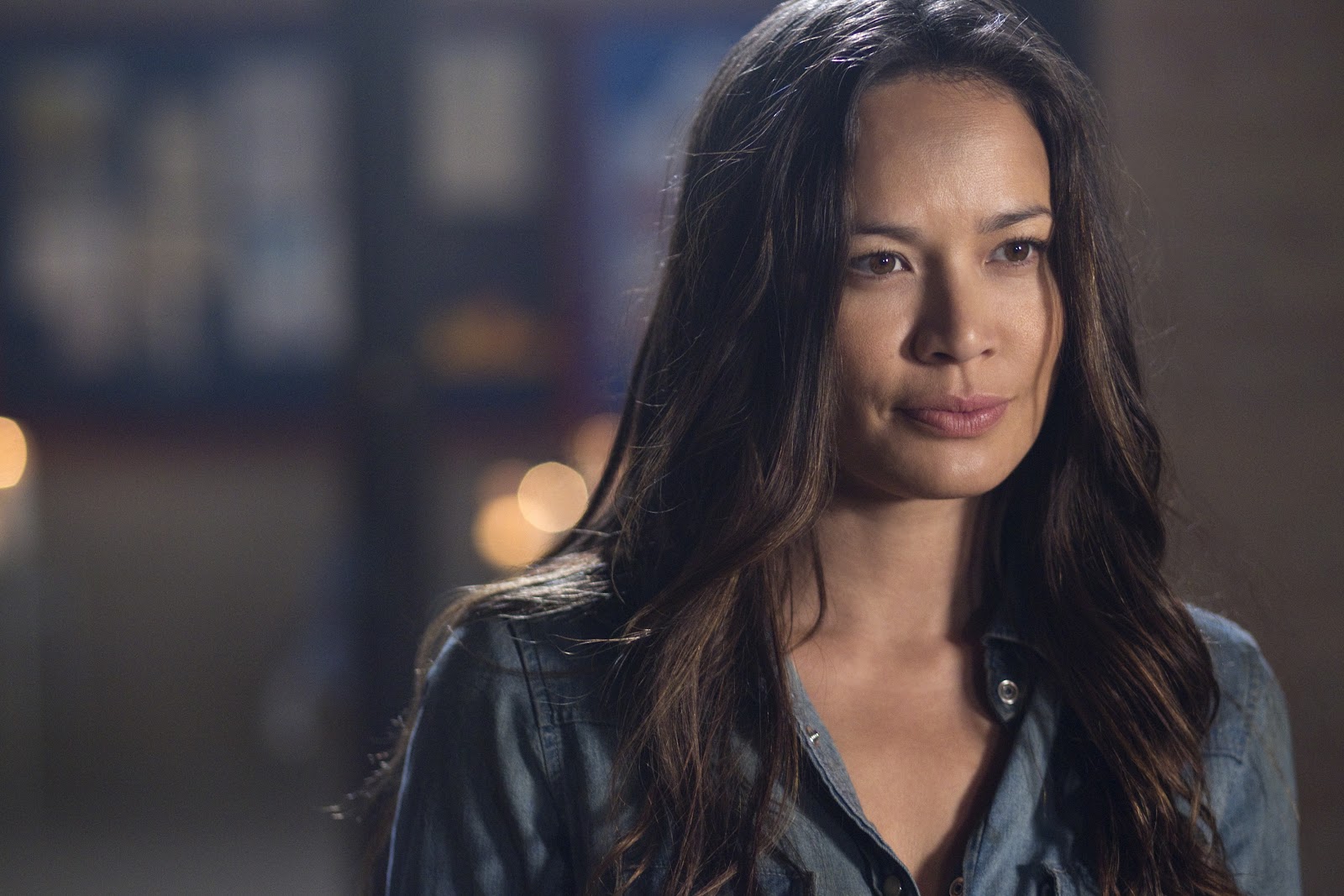 Paranormal Pop Culture: 'Falling Skies' Moon Bloodgood on darker tone ...