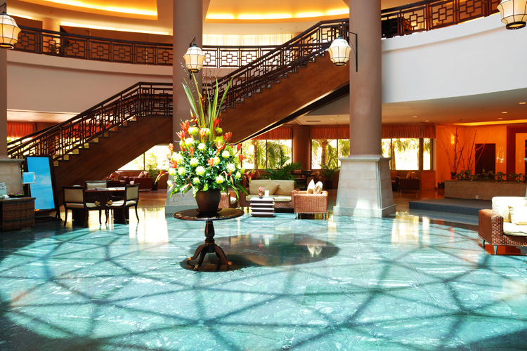 Você sabe a diferença entre um hotel 4 e 5 estrelas?