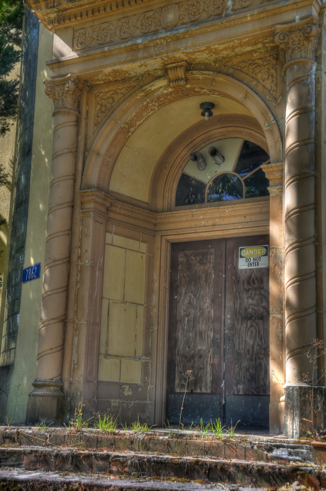 This Life in Ruins: Northern State Hospital Grounds on Photographic Tour