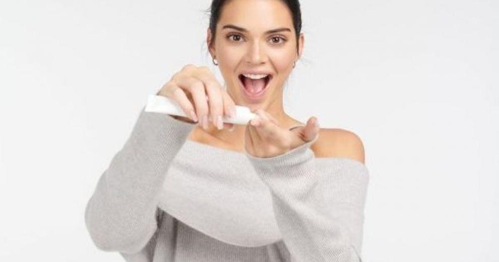 Kendall Jenner, New Celebrity Spokesperson for Proactiv - The Daily ...