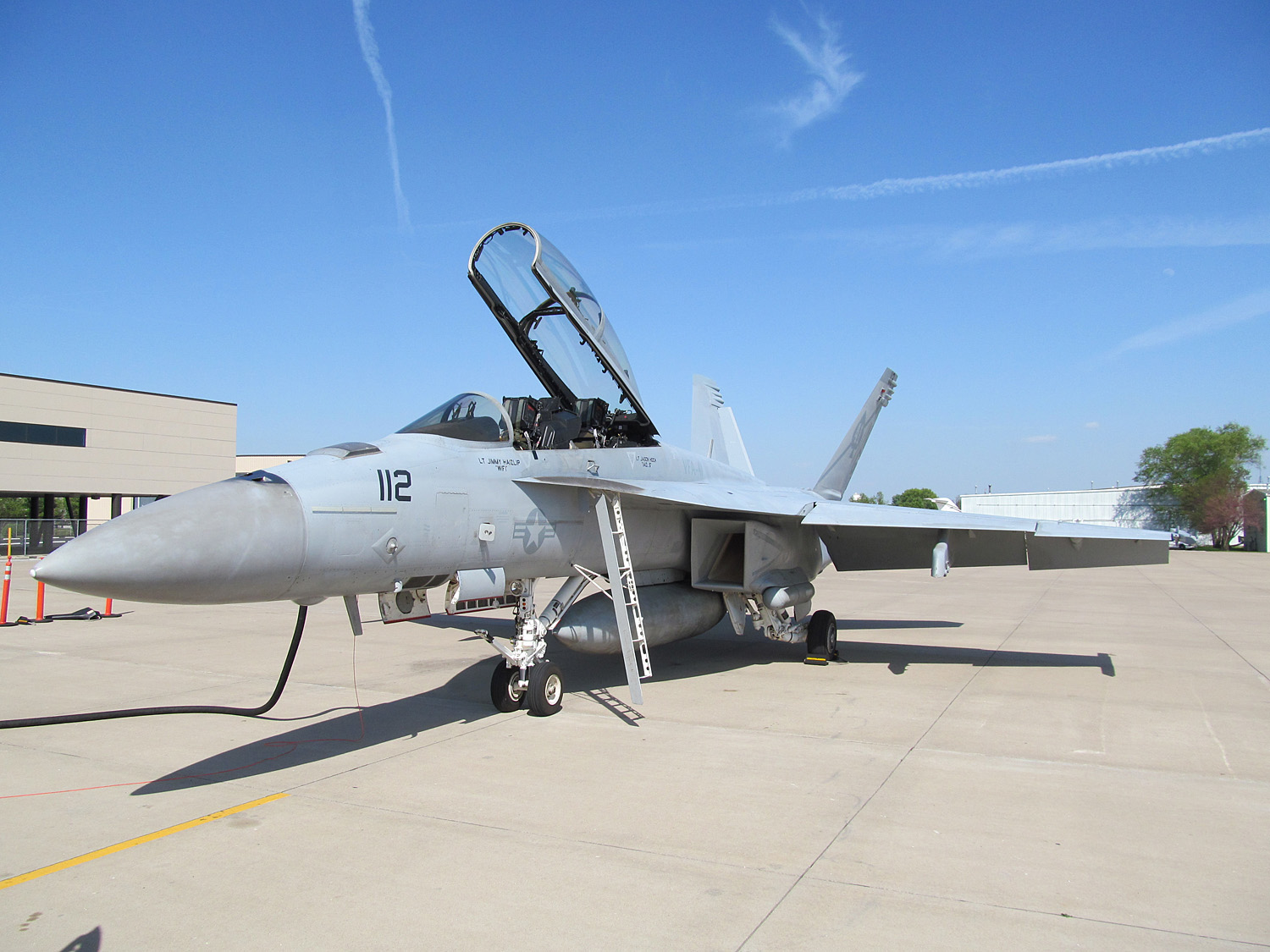 The Aero Experience: Sightings: VFA-41 "Black Aces" Super Hornet Makes ...