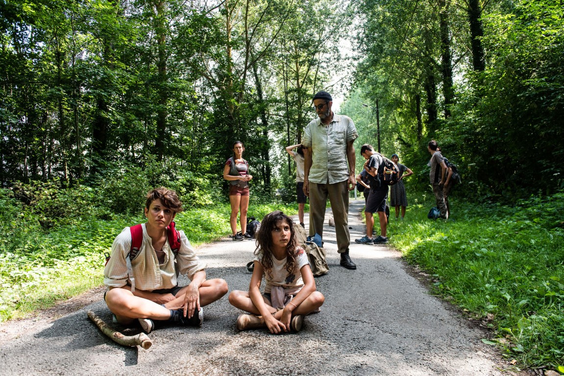 [Series] 'El Colapso': la sociedad industrial estalla en mil pedazos ...