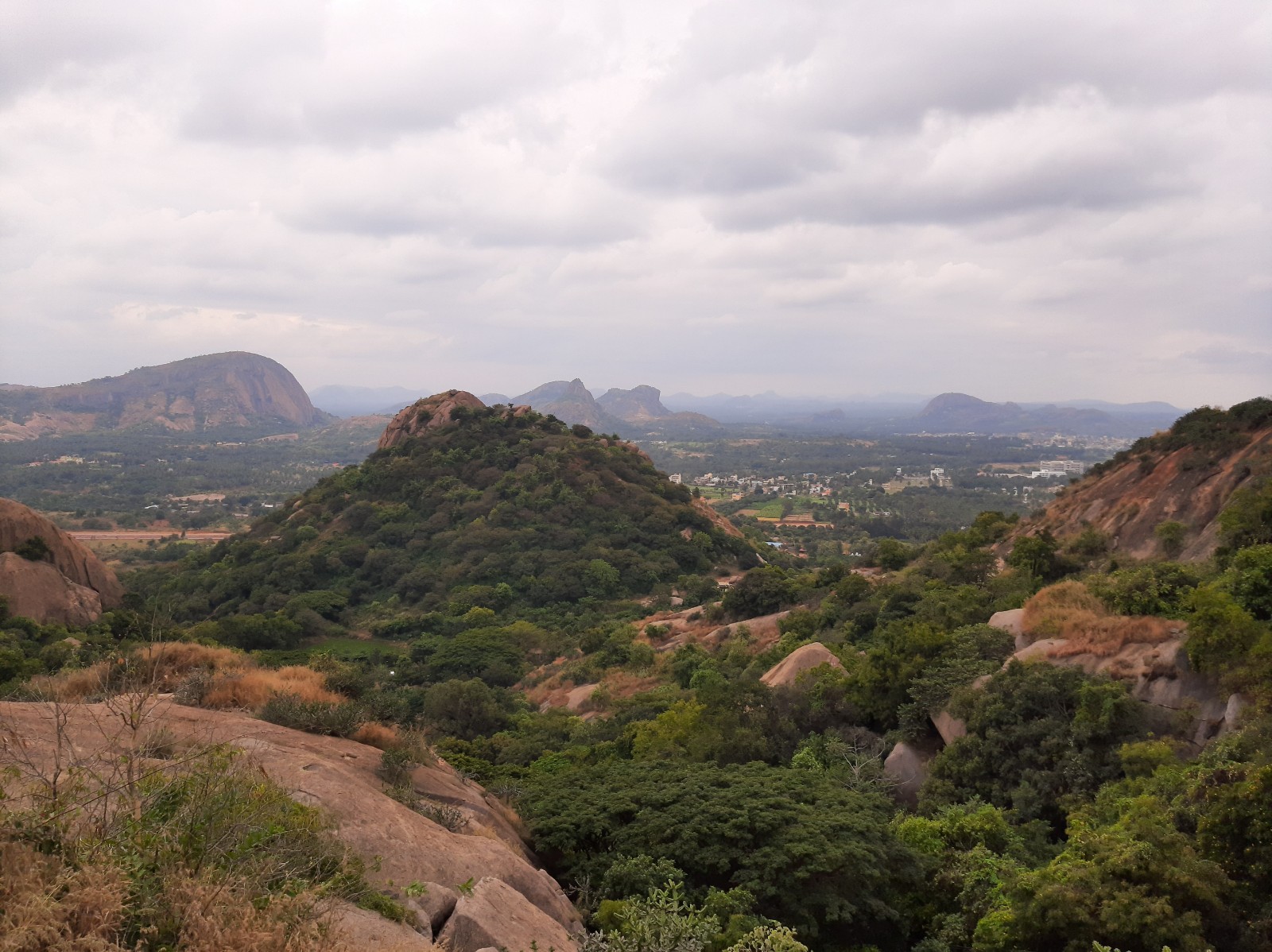 52 Beautiful places around Bangalore for a Day Drive,Visit and Hike...