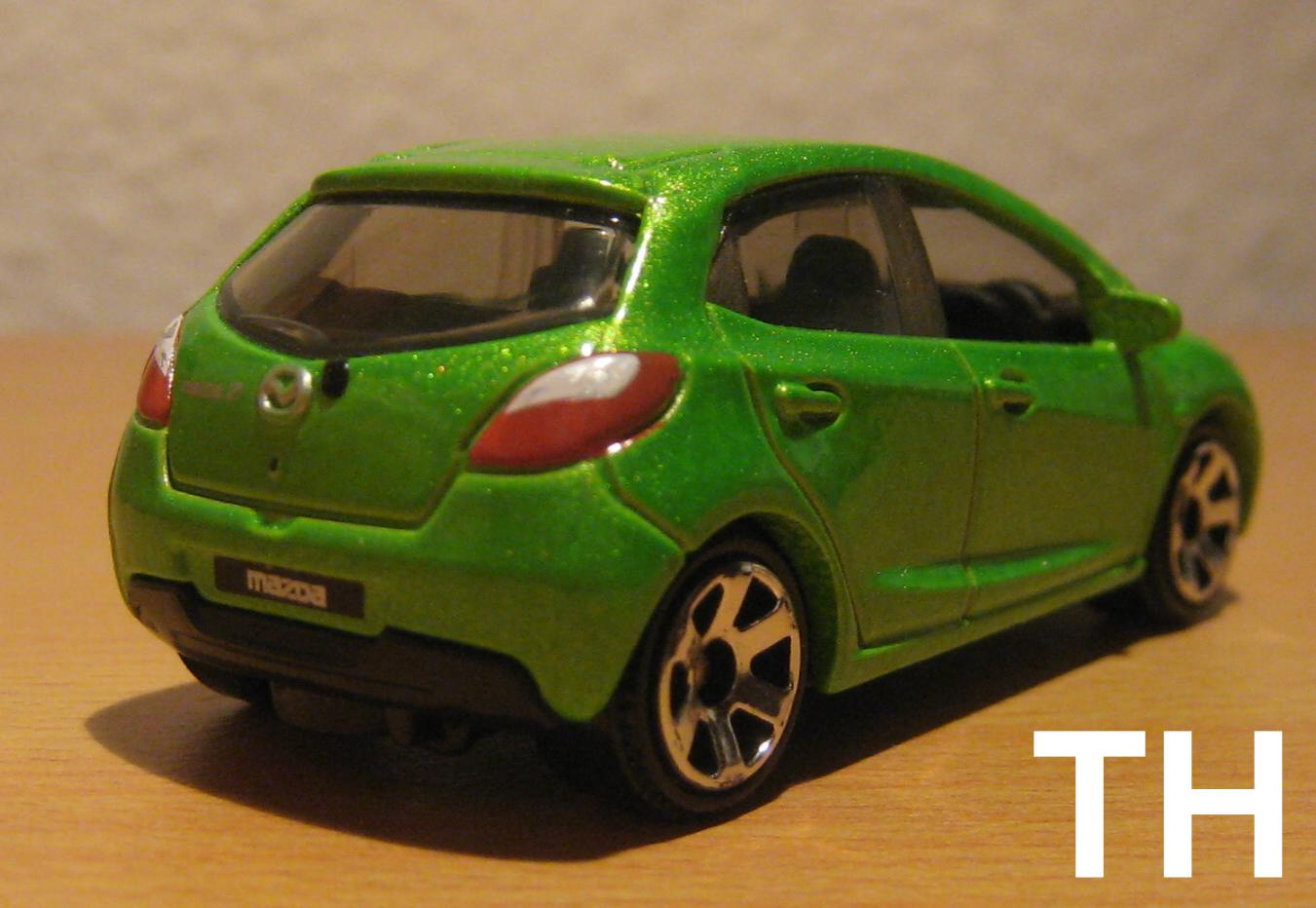 DieCast - Modellautos: Giftzwerg : der Mazda 2 von Matchbox, Jahrgang 2008