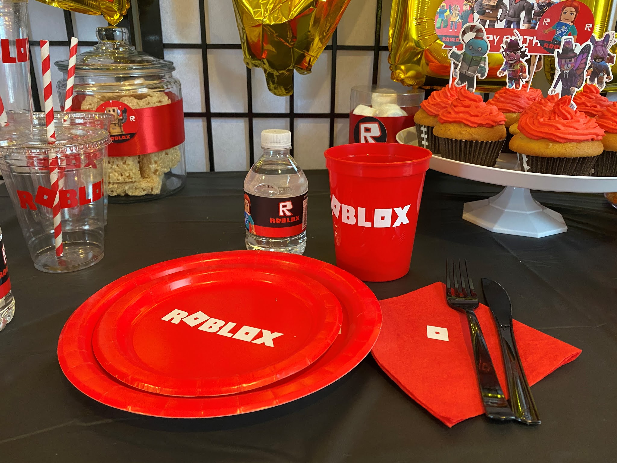 MaMa Tinas Style: Roblox Virtual Party